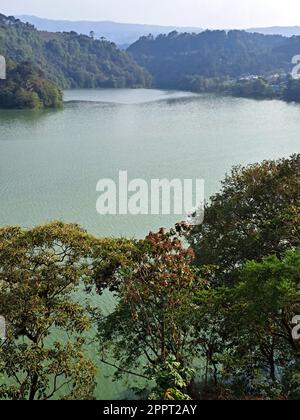 The Necaxa Dam currently represents an important tourist attraction in ...