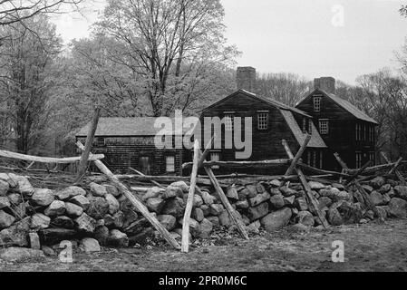 Hartwell Tavern on the Battle Road, Minute Man National Historic Park ...