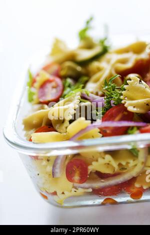 tray of pasta salad Stock Photo - Alamy