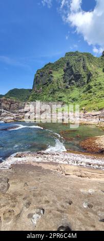Strange rocks and rocks stretching hundreds of meters, can be said to ...