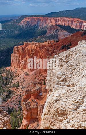 Red Rock Ridge Heading to the Horizon in Bryce Canyon National Park ...