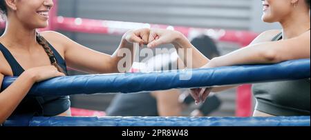 Two women boxers Stock Photo - Alamy