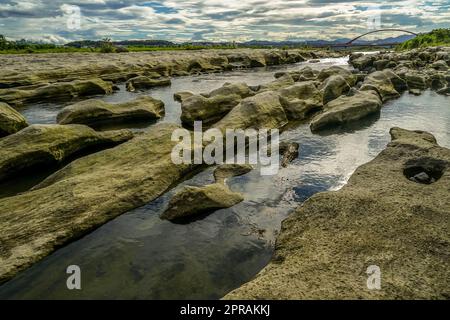 Rock formations band of Tama River (Tokyo Akishima Stock Photo - Alamy