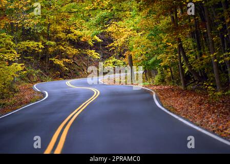 The climb to Bays Mountain Park, Kingsport, Tennessee, is a twisting ...