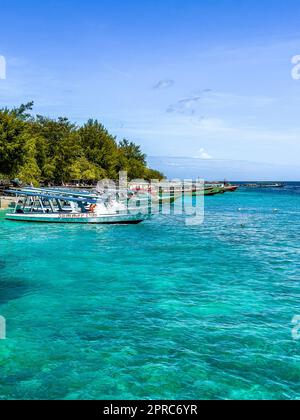 Aerial view with Gili islands and ocean. Gili Air, Meno and Trawangan ...