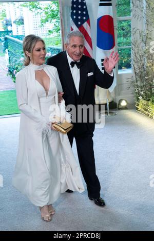 Arthur Blank and Jennifer Hale arrive for the State Dinner with ...