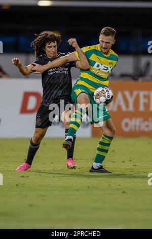 St. Petersburg, FL: Houston Dynamo goalkeeper Andrew Tarbell (13) makes ...