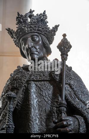 Court of a Roman emperor Stock Photo - Alamy