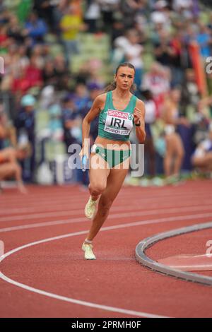 Sharlene Mawdsley participating in the 4x400 meters relay of the ...