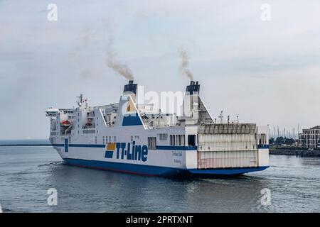 Tinkerbell of the TT-Line ferry leaving the harbour entrance of ...