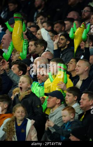 Newcastle United fans taunt Everton goalkeeper Jordan Pickford with ...