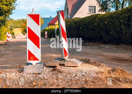 Temporary traffic control devices for directing and avoiding sections ...