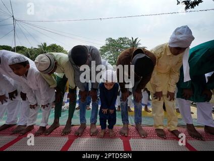Guwahati, India. 22 April 2023. A Muslim man applies Surma on eyes ...