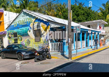 La Tablita bar Hemingway, Isla Mujeres, Caribbean Coast, Cancun ...