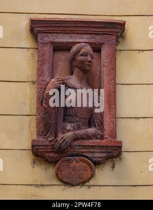 A picture of the statue of Julija Primic on display on a building's ...