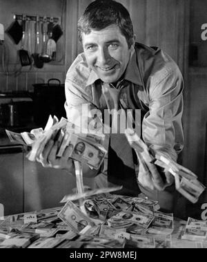 PATRICK O'NEAL in THE KREMLIN LETTER (1970), directed by JOHN HUSTON ...