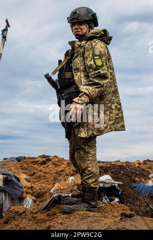 Portrait of Sarah Ashton-Cirillo, first transgender servicewoman of the ...
