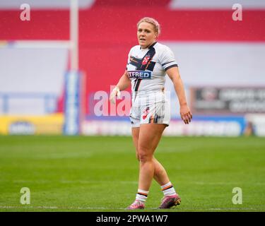 Amy Hardcastle #4 of the England women national rugby league team ...