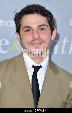 Zach Tinker bei der Premiere des HBO Max Streamingserie 'Love & Death ...