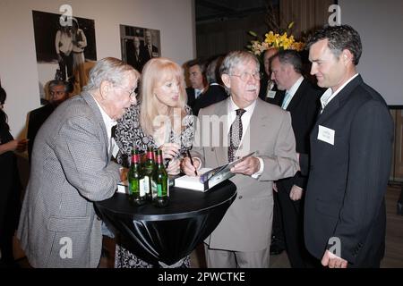 Reg Grundy and Joy Chambers Grundy Australian media mogul Reg Grundy ...
