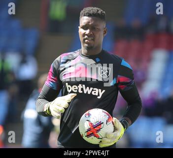 West Ham United's Joseph Anang and First Team goalkeeper coach Xavi ...