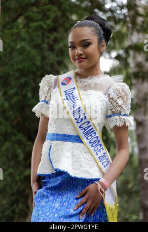 Sabay Khmer: Khám Phá Ý Nghĩa và Vai Trò Trong Văn Hóa Người Khmer