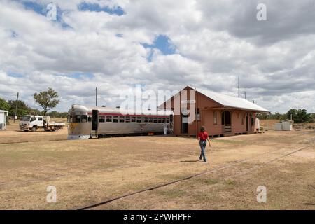 Savannah Lander Train stopped at Almaden Station, near Chillagoe ...