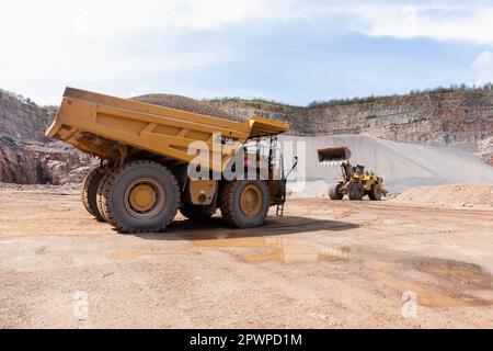 Caterpillar truck and loader working at Whatley Quarry Open Day ...