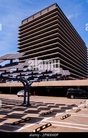 John Ferraro Building DWP, Headquarters building of the Department of ...
