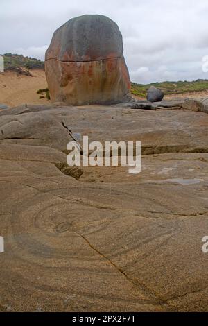 Beach on Marshall Bay, Flinders Island Stock Photo - Alamy