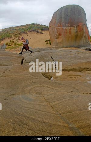 Beach on Marshall Bay, Flinders Island Stock Photo - Alamy