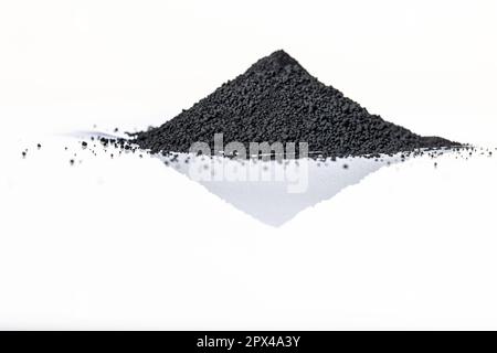 Iron nanoparticles in a lab, on a white glossy surface Stock Photo - Alamy