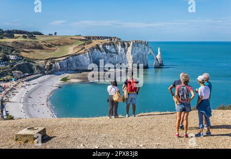 the 70m-high chalk cliff of Falaise d'Aval at Étretat on the Côte d ...