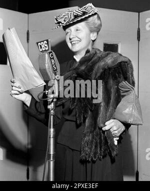 HEDDA HOPPER (1885-1966) American film actress turned gossip columnist ...
