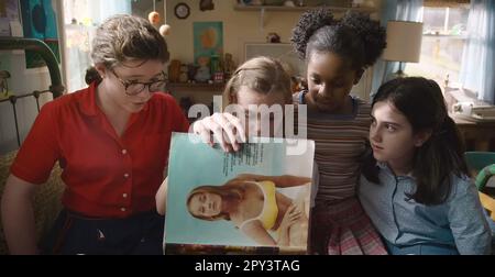 ARE YOU THERE GOD? IT'S ME, MARGARET., (aka ARE YOU THERE GOD? IT'S ME ...