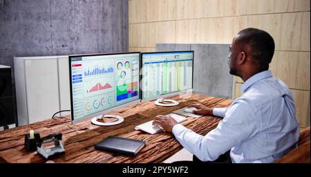 Computer Spreadsheet Data Analyst Man Stock Photo - Alamy