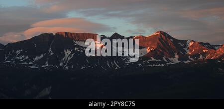 Gassenhorn and Faulhorn at sunrise. View from Planalp, Brienz Stock ...