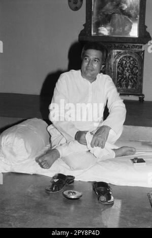 Rajesh Khanna Indian bollywood hindi movie film actor India Asia old ...