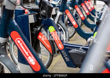 Santander Cycles London formerly know as Boris Bikes Stock Photo - Alamy