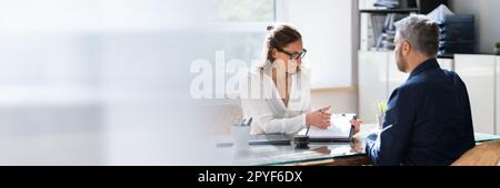 Financial Aid Cash Distribution Stock Photo - Alamy