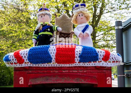 A knitted tribute to King Charles and Queen Camilla on a suburban ...