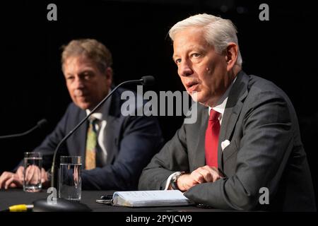 Rio Tinto Chair Dominic Barton speaks during a Rio Tinto press ...