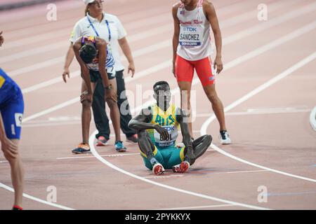 Peter Bol running the 800m at the 2019 World Athletics Championships in ...