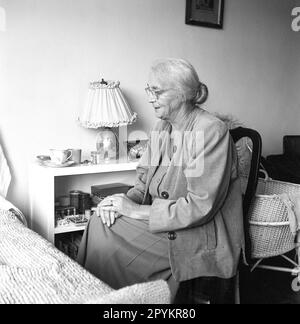 JOHANNESBURG, SOUTH AFRICA: 3-year-old burn survivor Isabella Pippie ...