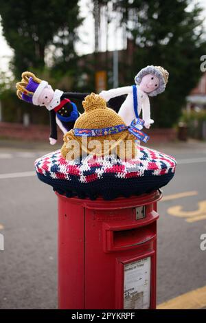 knitted coronation decorations, celebration of King Charles III ...