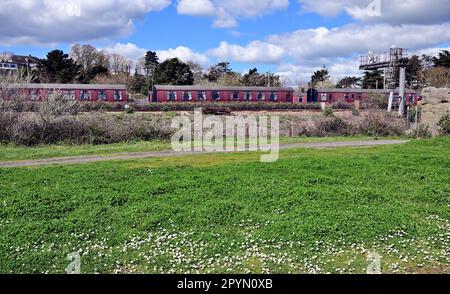 Camping coaches beside the railway line in Dawlish Warren Stock Photo ...