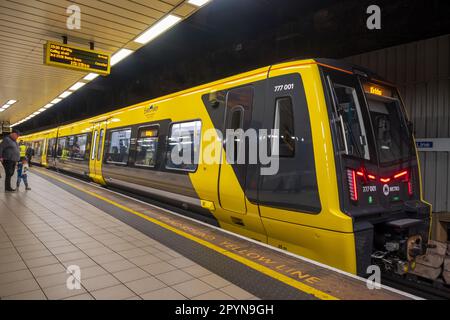 Merseyrail Stadler class 777 electric train 777003 at Liverpool James ...
