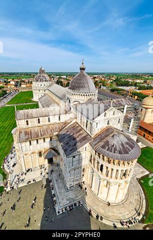 "Bird's-eye view from Pisa Tower captures the city's charm: historic ...