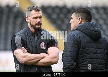Hull, England - 4th May 2023 - Liam Sutcliffe and Darnell McIntosh of ...