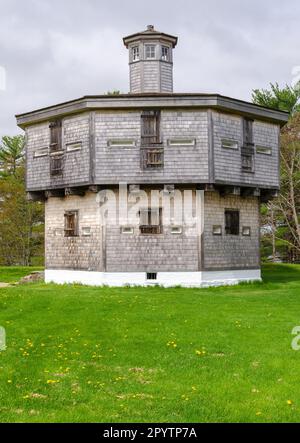 Fort Edgecomb, Fortress in Edgecomb, Maine Stock Photo - Alamy